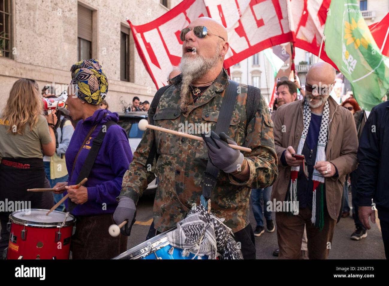 Milano, Italia. 20th Apr, 2024. Via Palestro. Corteo pro-palestina e ...