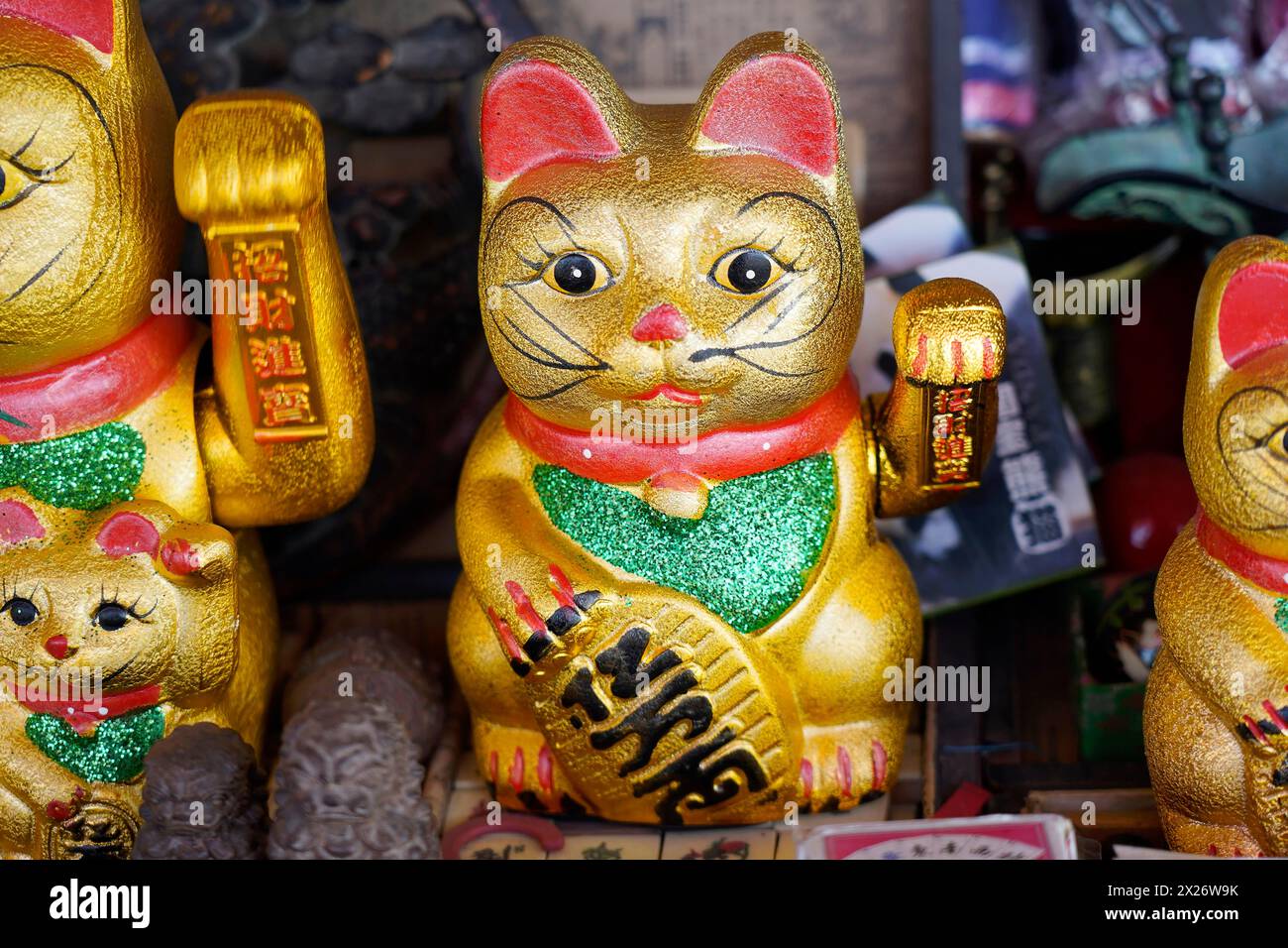 Chongqing, Chongqing Province, souvenirs, stall, on the Yangtze, golden ...