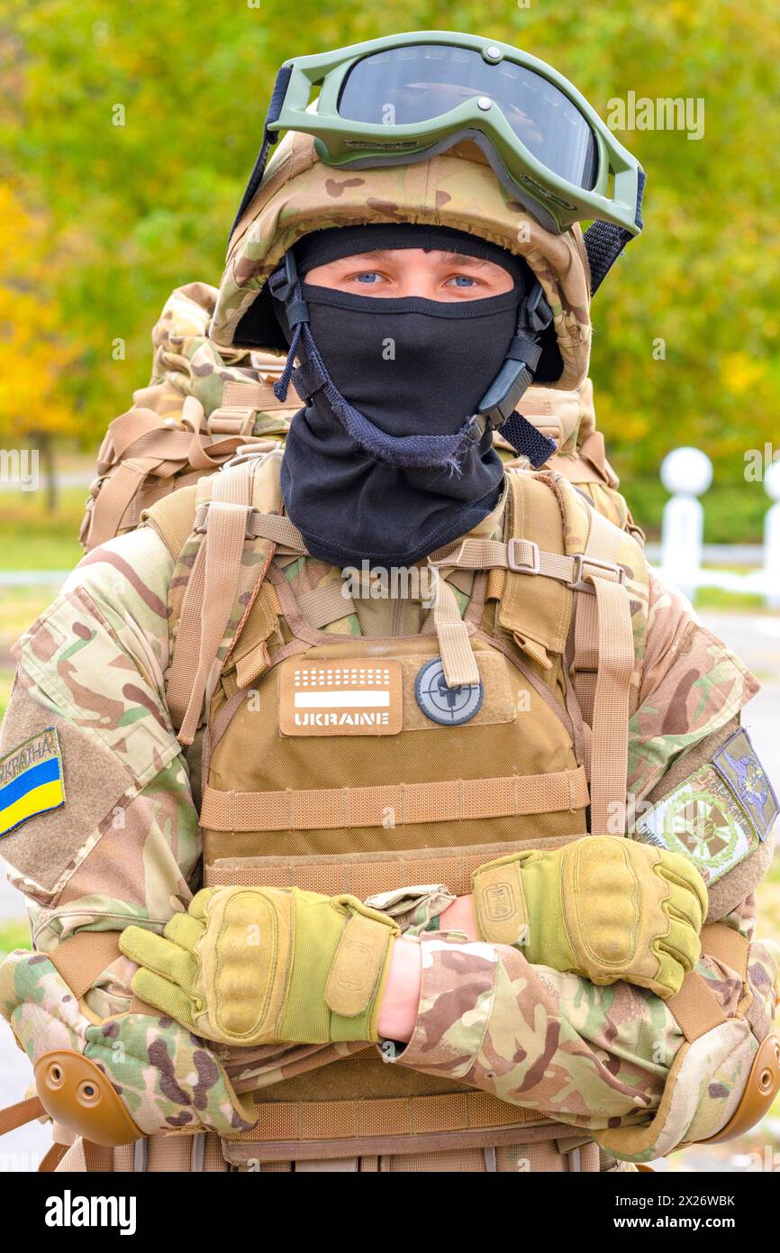 Ukrainian team uniform hi-res stock photography and images - Alamy