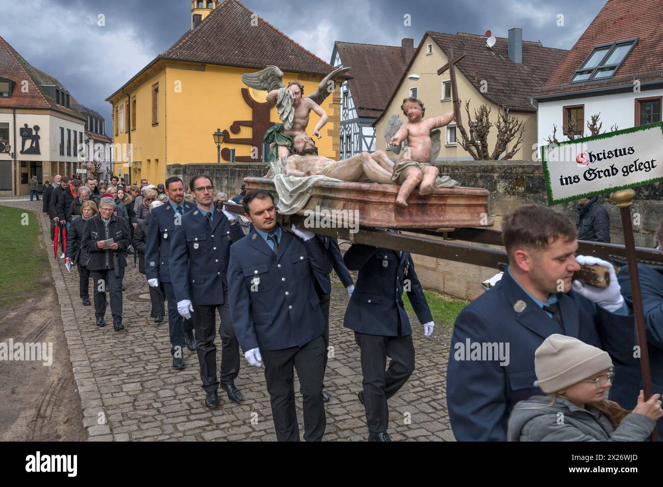 Historic Good Friday procession for 350 years with life-size wood ...