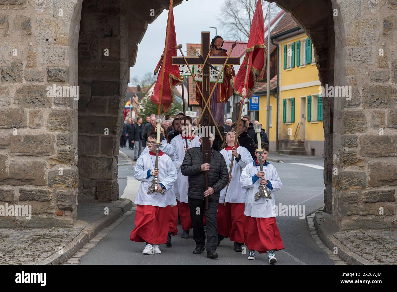 Historic Good Friday procession for 350 years with life-size wood ...