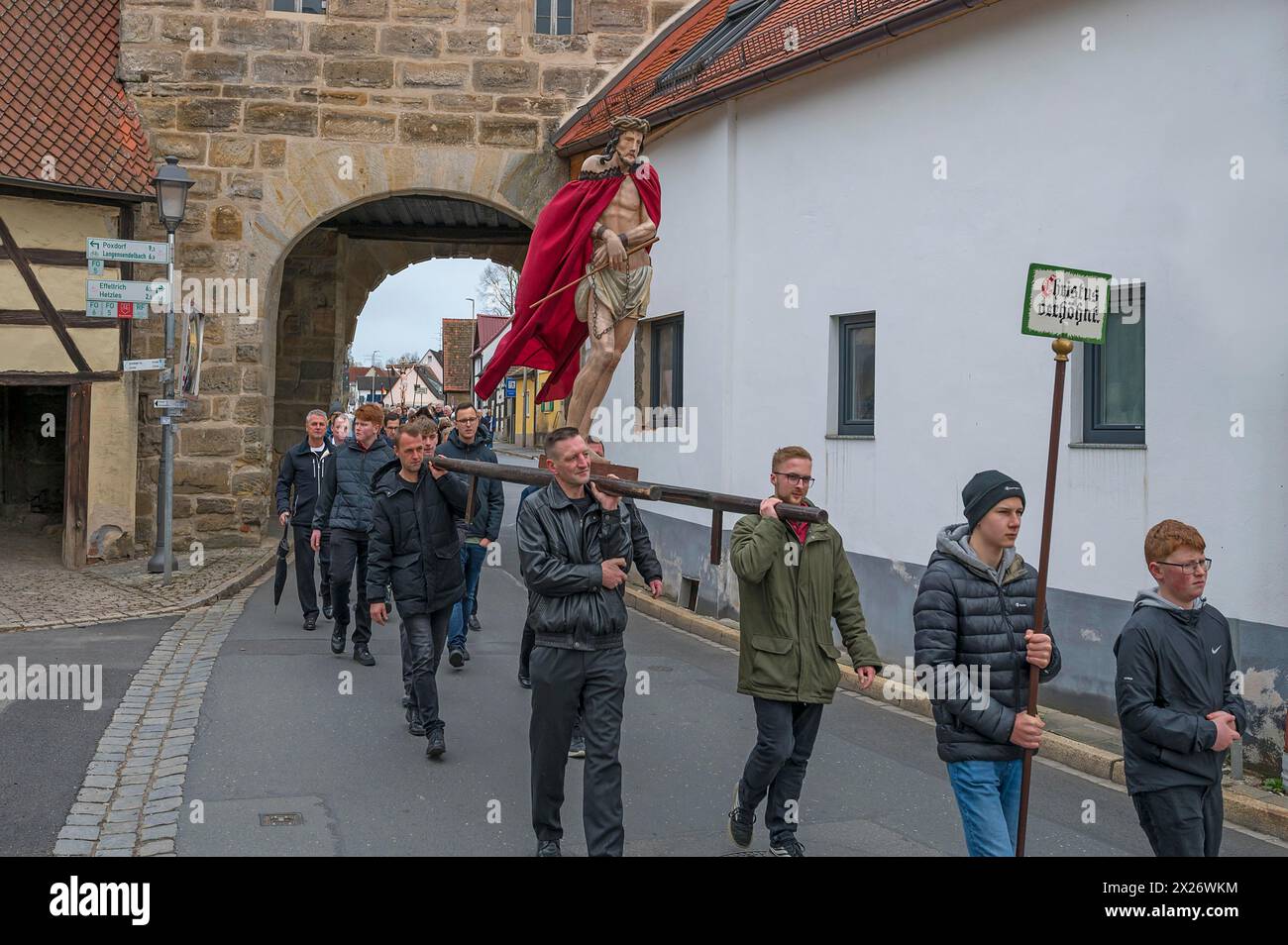 Historic Good Friday procession for 350 years with life-size wood ...