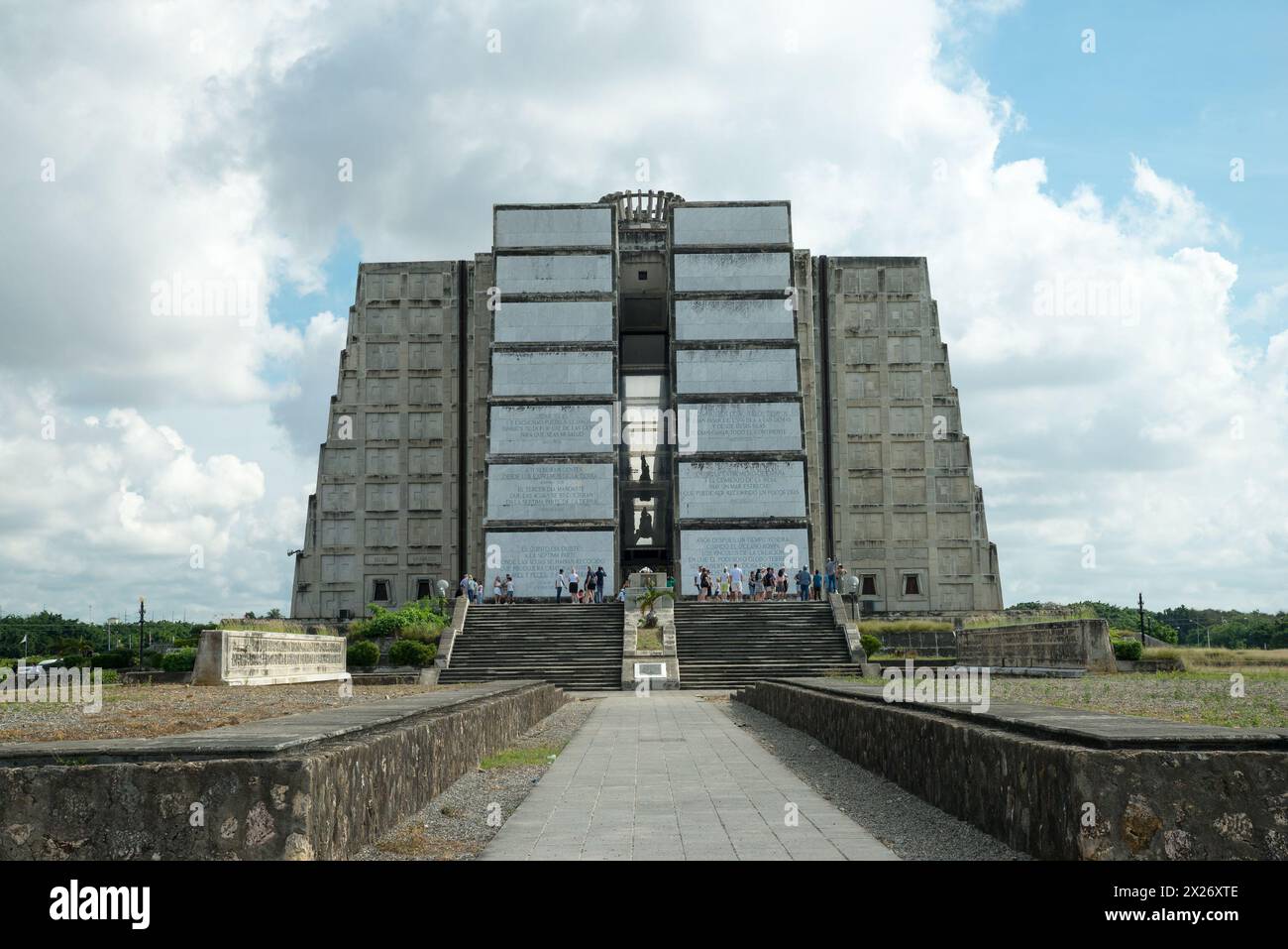 Columbus Lighthouse (Spanish: Faro a Colón), Santo Domingo Este, Santo ...