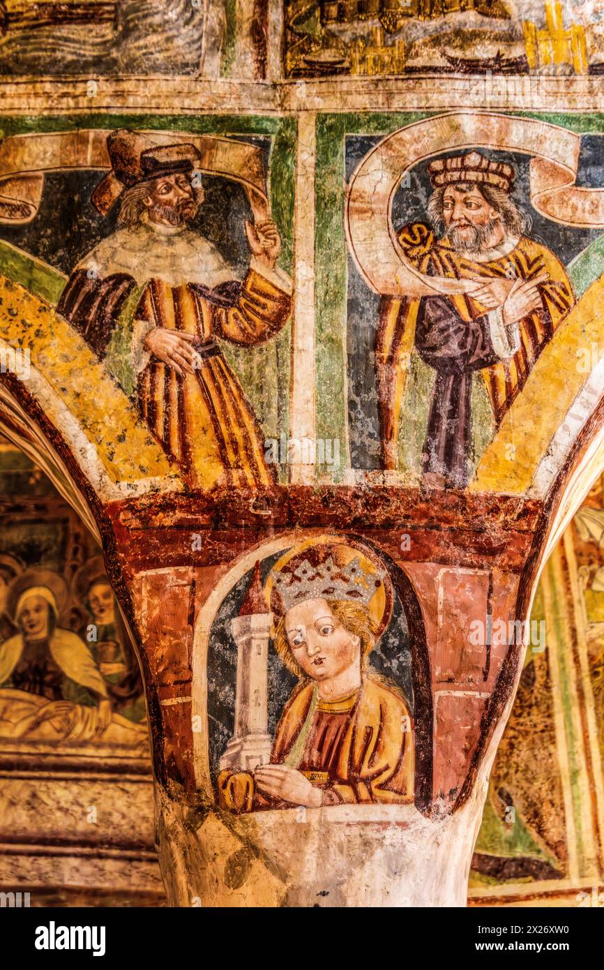 Medieval gothic frescoes hi-res stock photography and images - Alamy