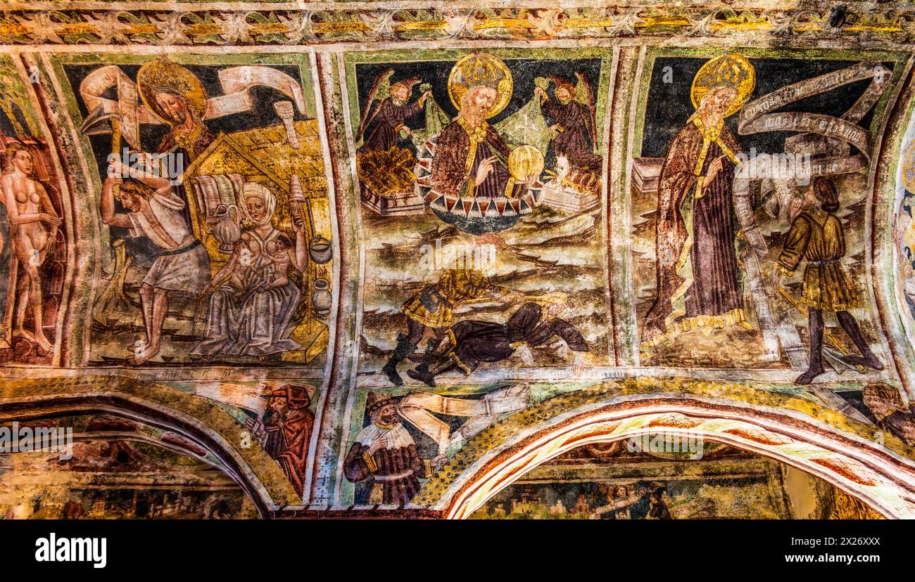 Cain and Abel, barrel vault with the story of the scoop, Gothic frescoes from 1490, a highlight ...