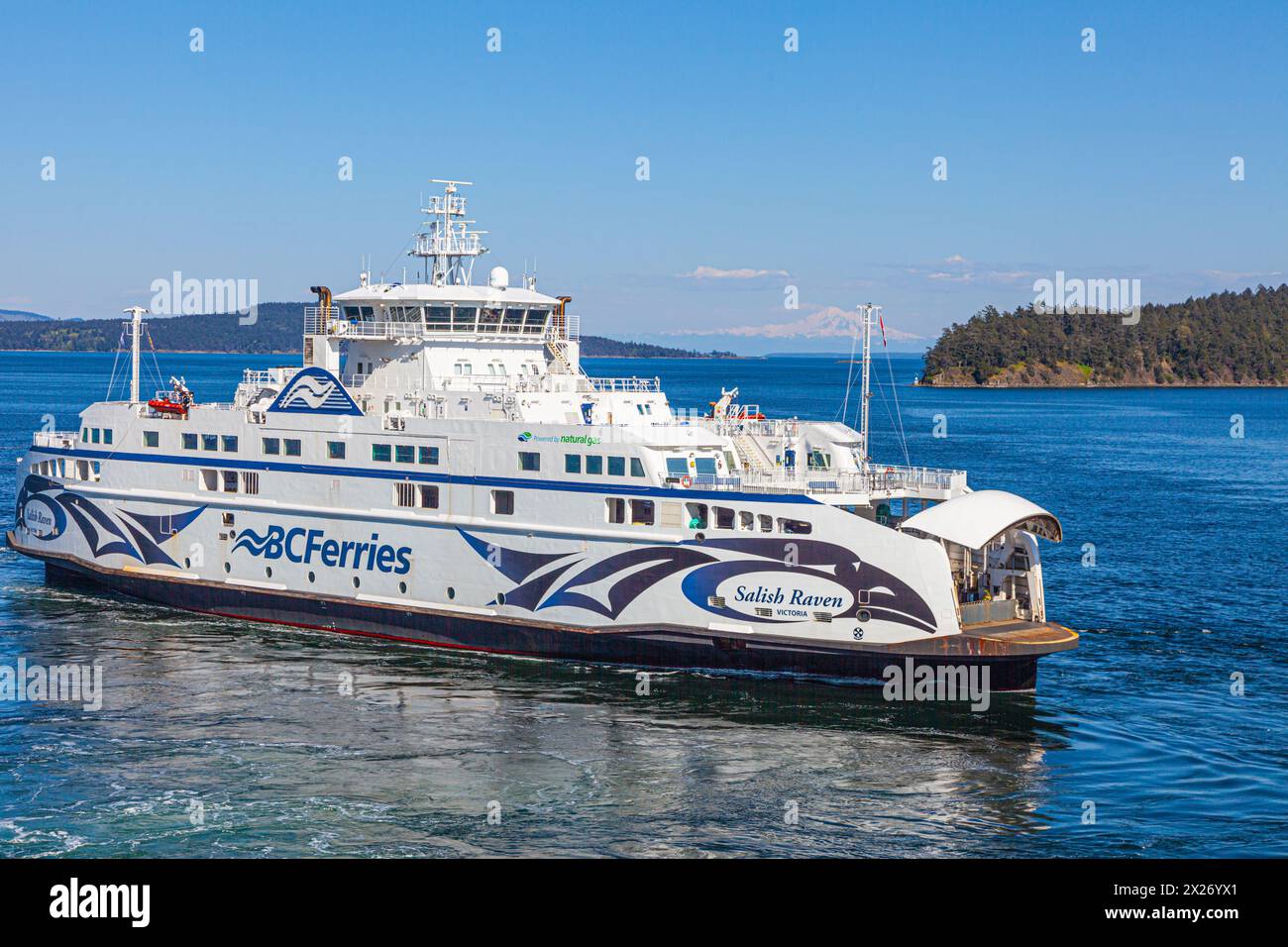 BC Ferries Salish Raven arriving at Swartz Bay terminal on Vancouver ...