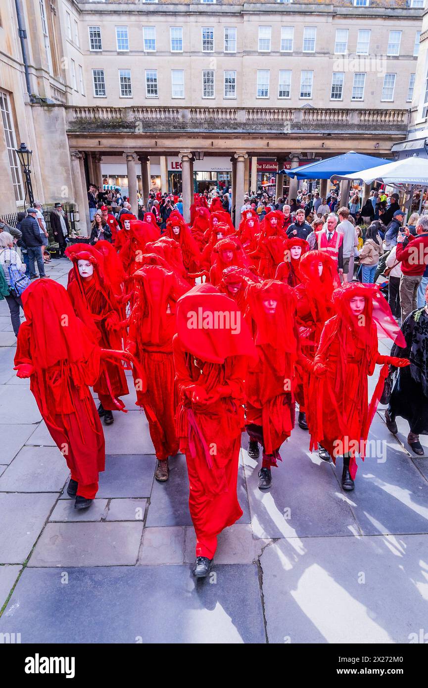 Bath, UK. 20 Apr 2024. Nature is carried on a 'natural' hearse to the ...