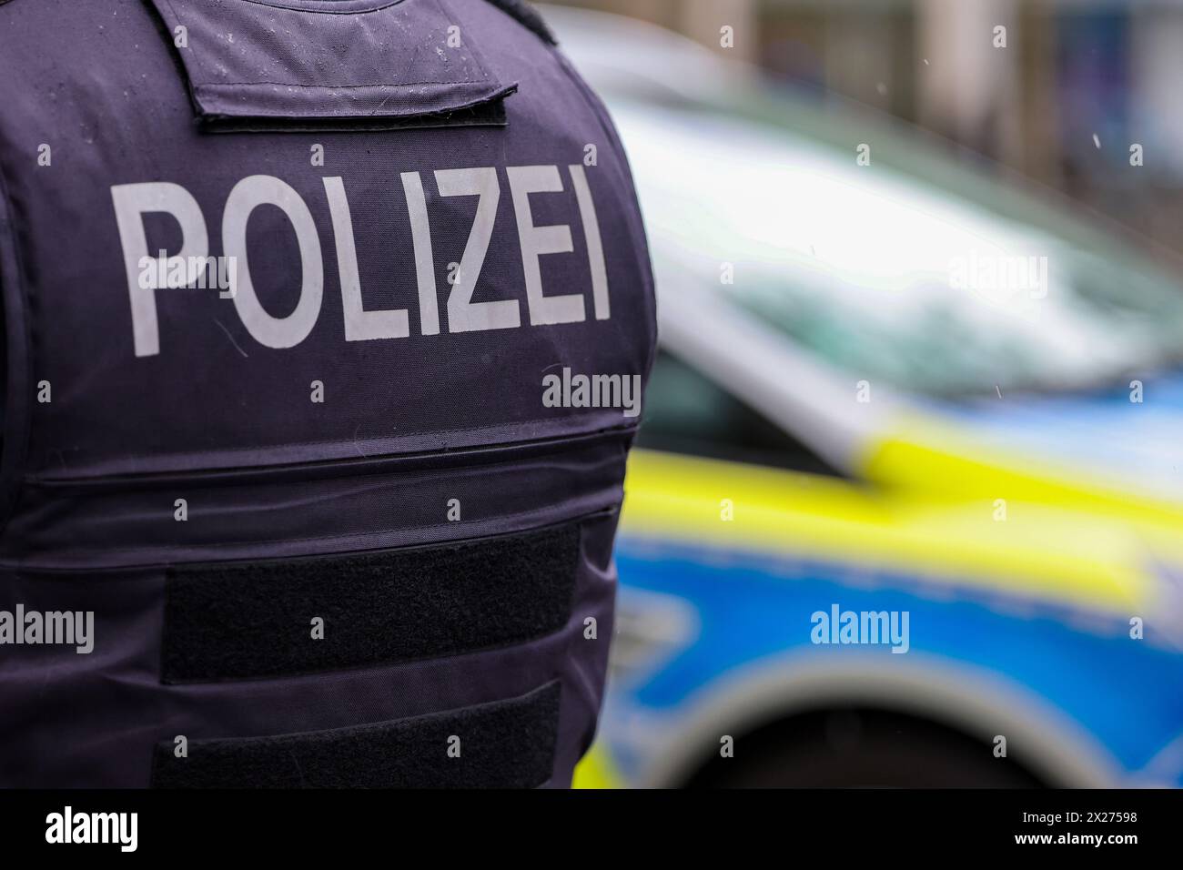 Bonn, Germany. 20th Apr, 2024. A police officer stands in the vicinity ...