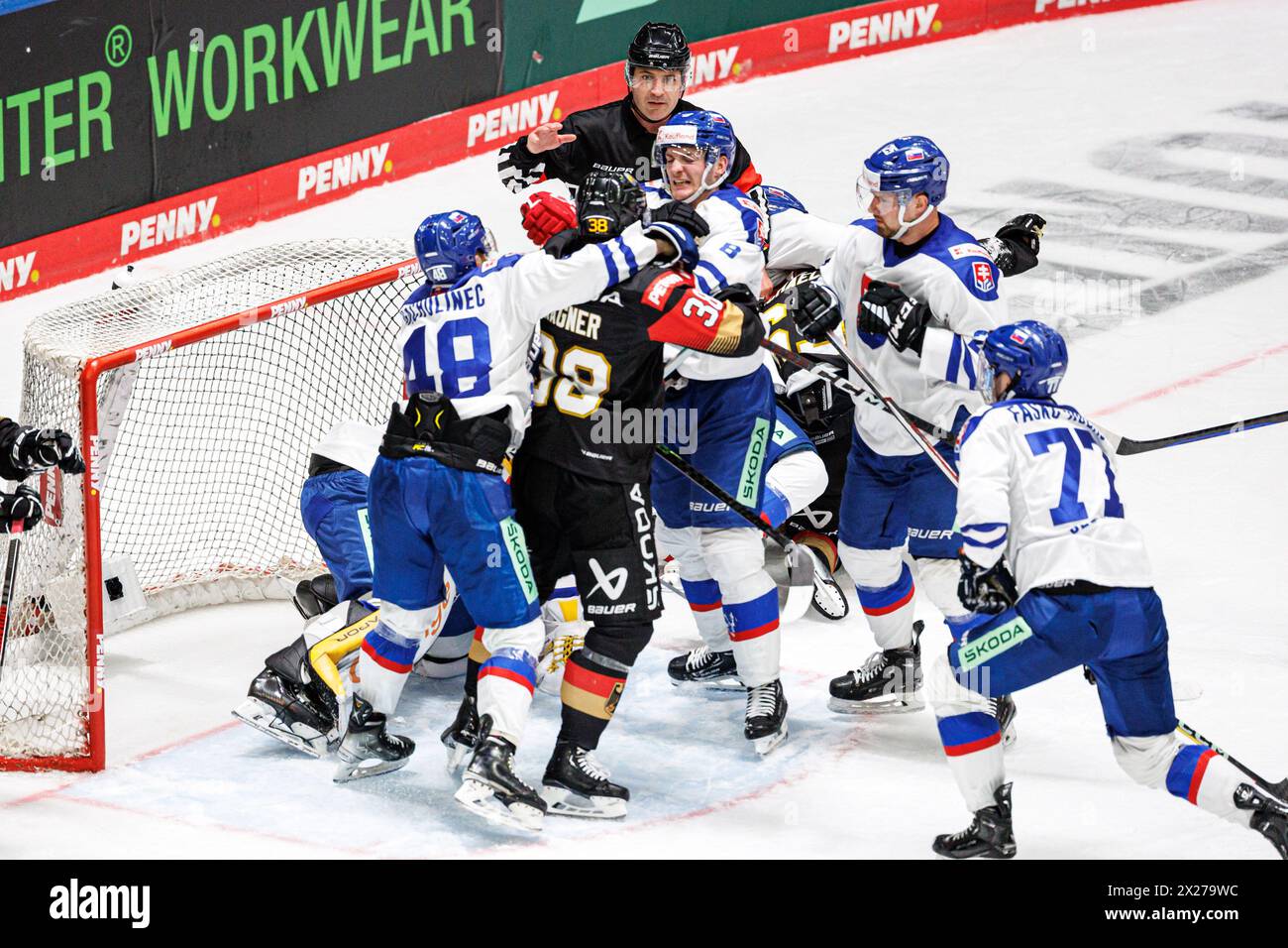 Oliver okuliar hi-res stock photography and images - Alamy