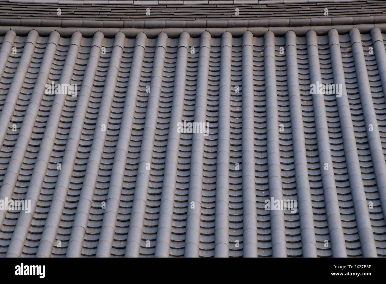 Tile part korean hi-res stock photography and images - Alamy