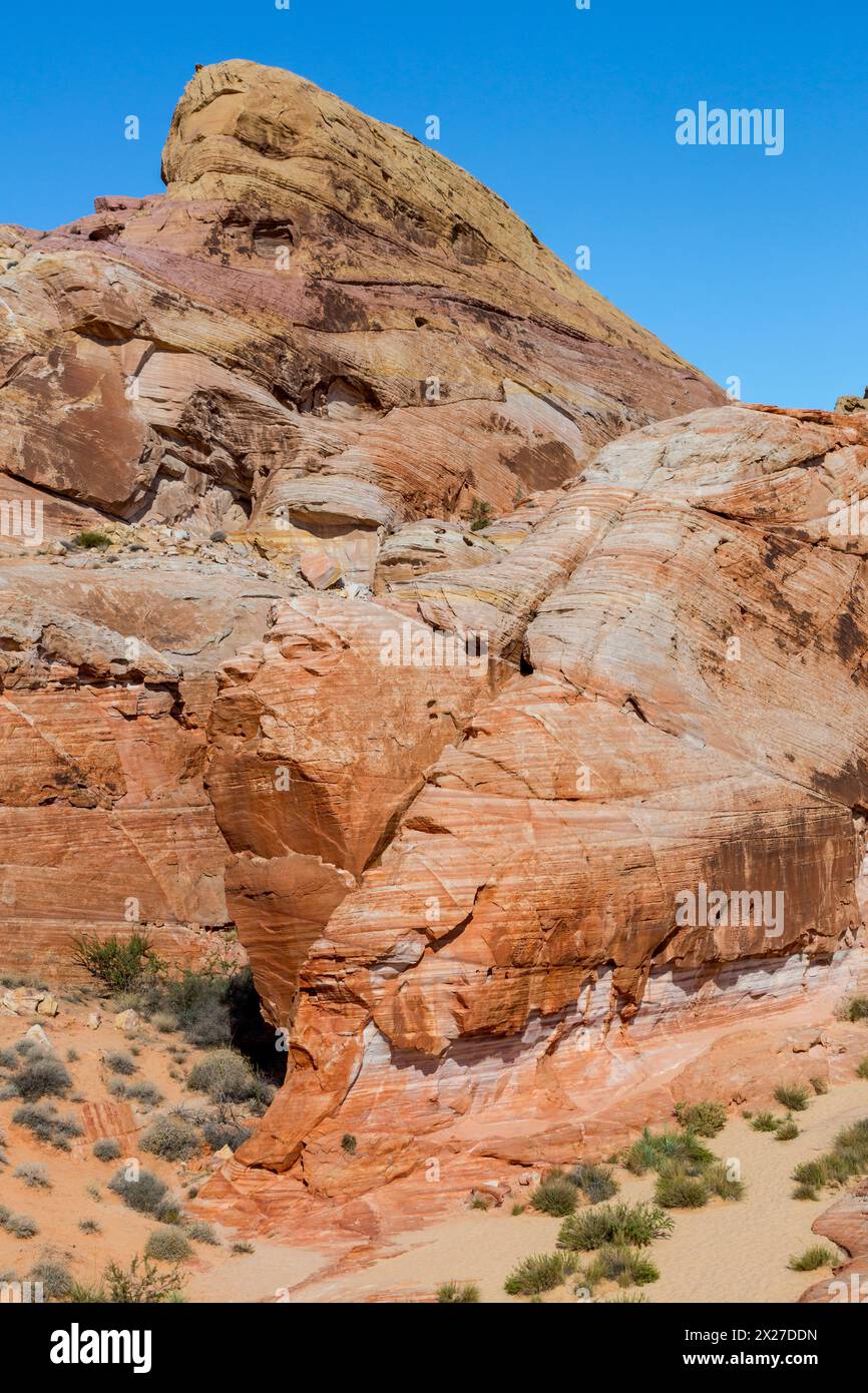 Valley of Fire, Nevada. White Domes Trail. Some see an Indian head ...