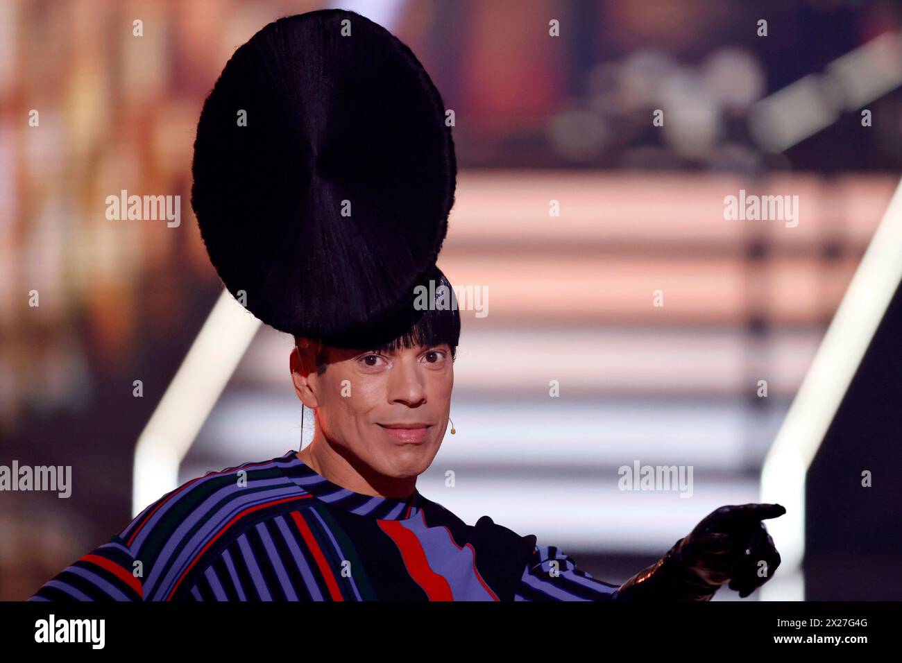 Juror Jorge Gonzalez in der siebten Live-Show bei der 17. Staffel der ...