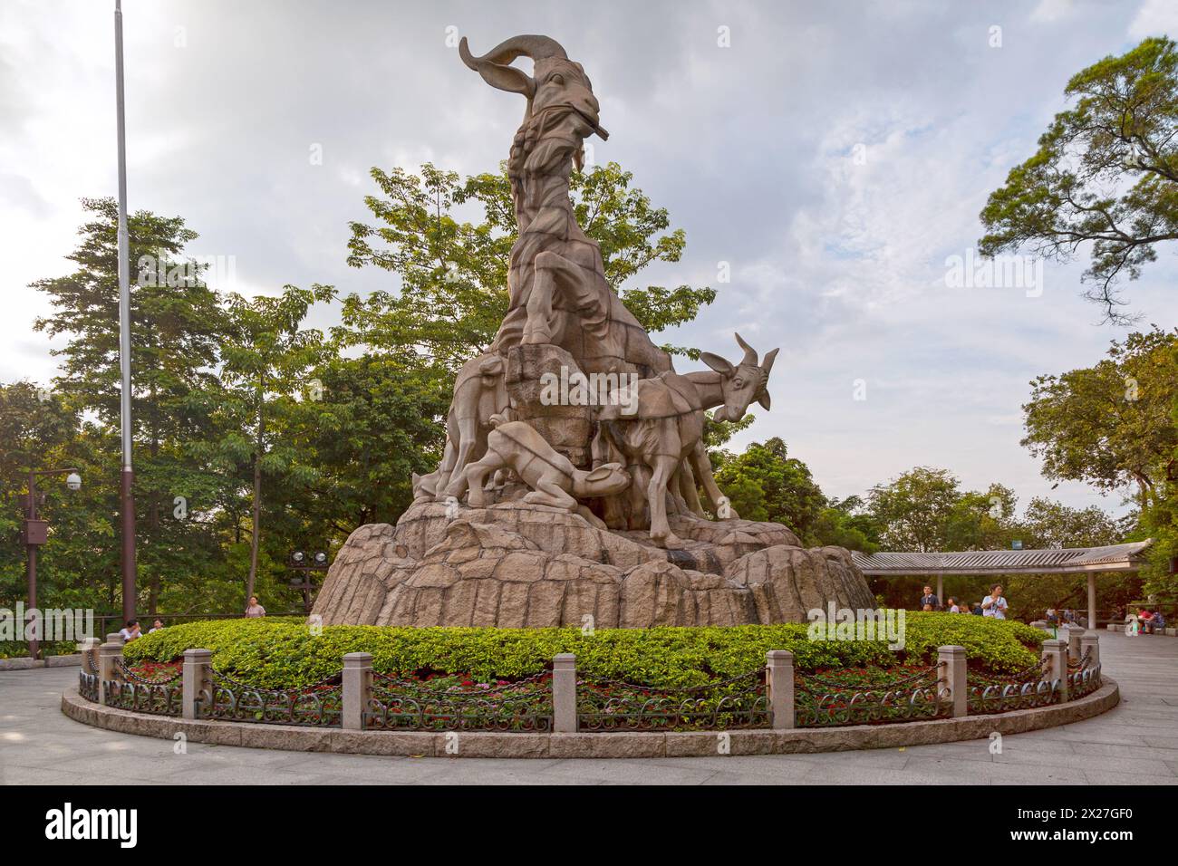 Statue of five goats hi-res stock photography and images - Alamy