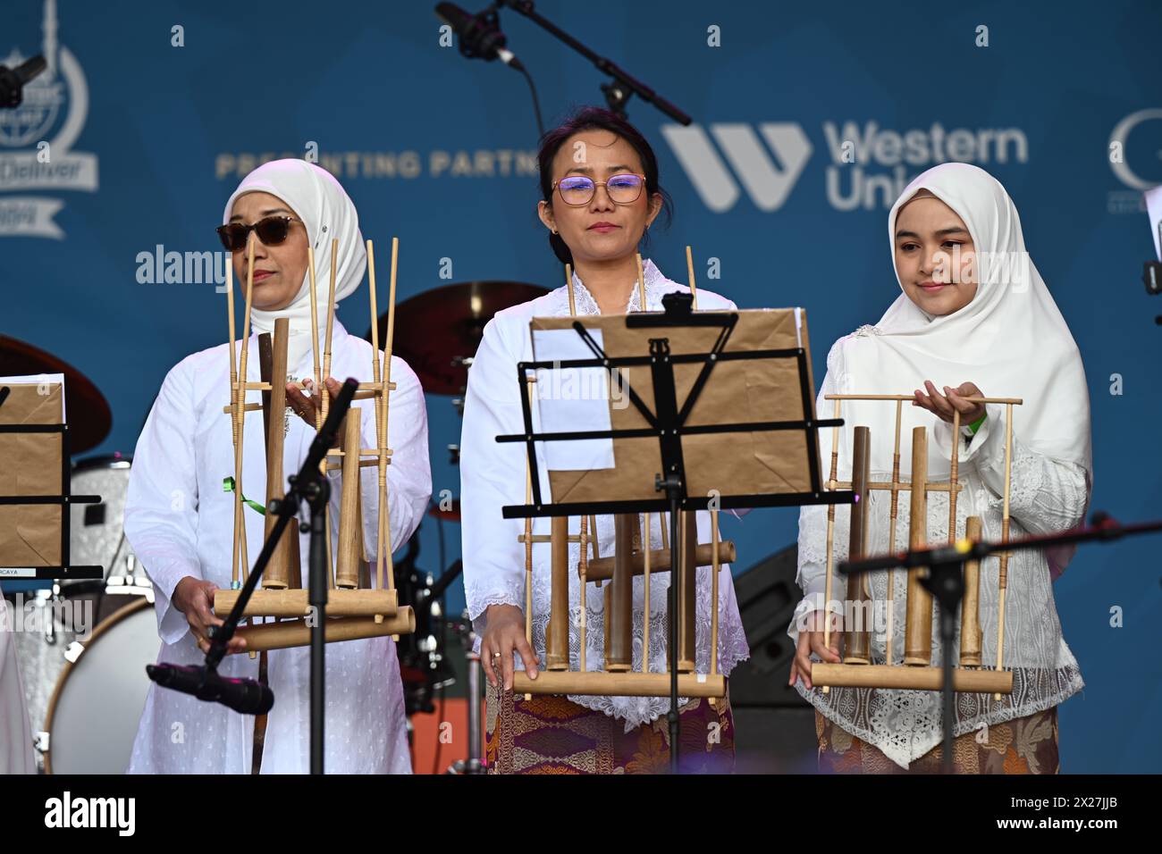 Trafalgar square, London, UK. 20th Apr, 2024. Indonesian Arts and Dance ...