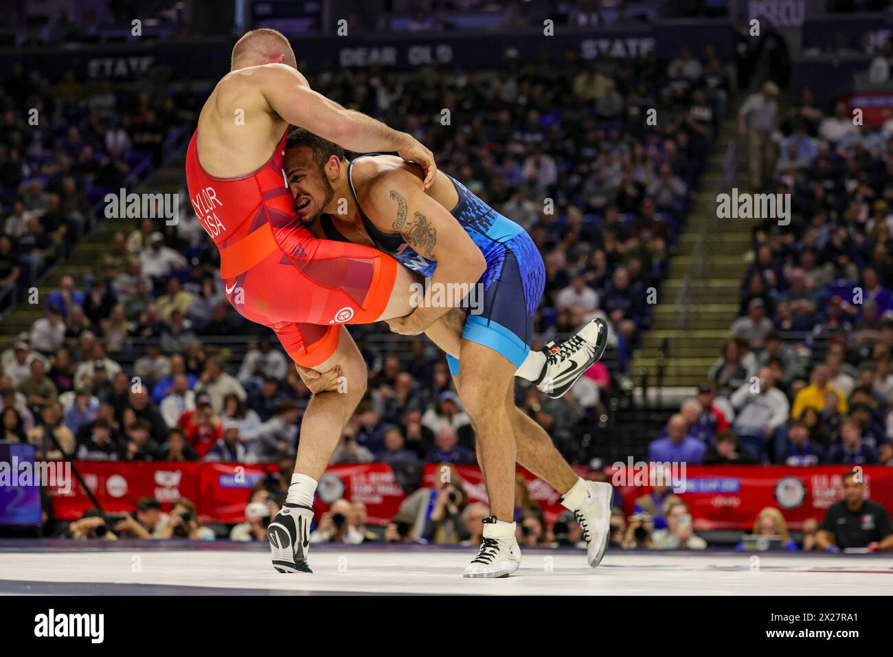 Wrestling titan hi-res stock photography and images - Alamy