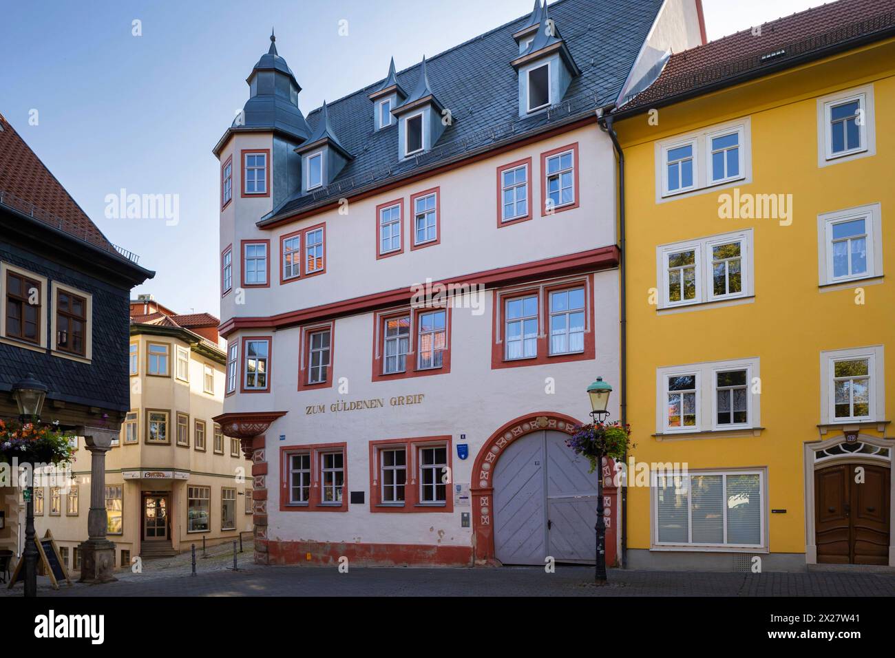 Stadtansicht Cafe Marlitt und Haus zum güldenen Greif. Arnstadt ...