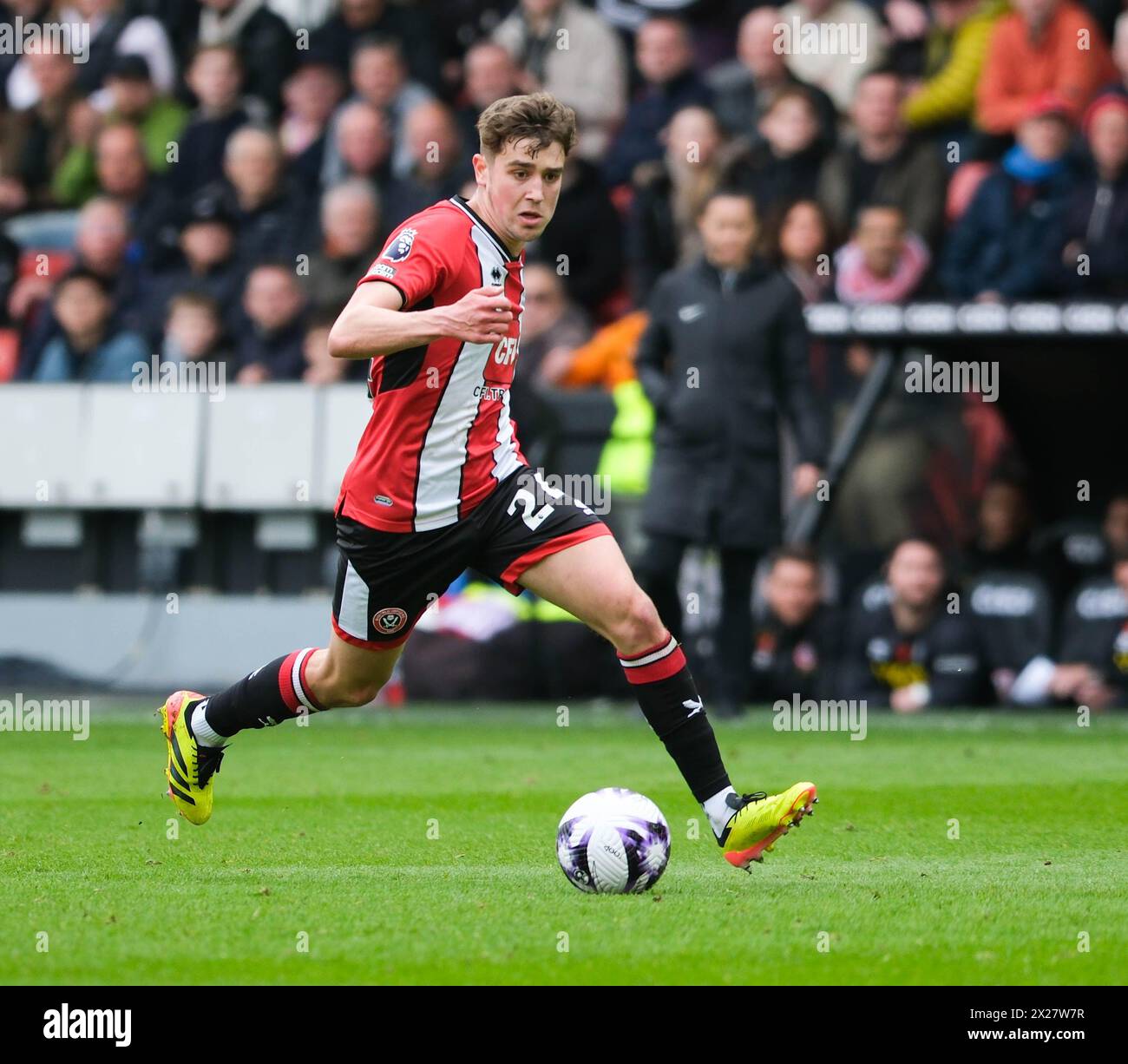 Bramall Lane, Sheffield, UK. 20th Apr, 2024. Premier League Football ...