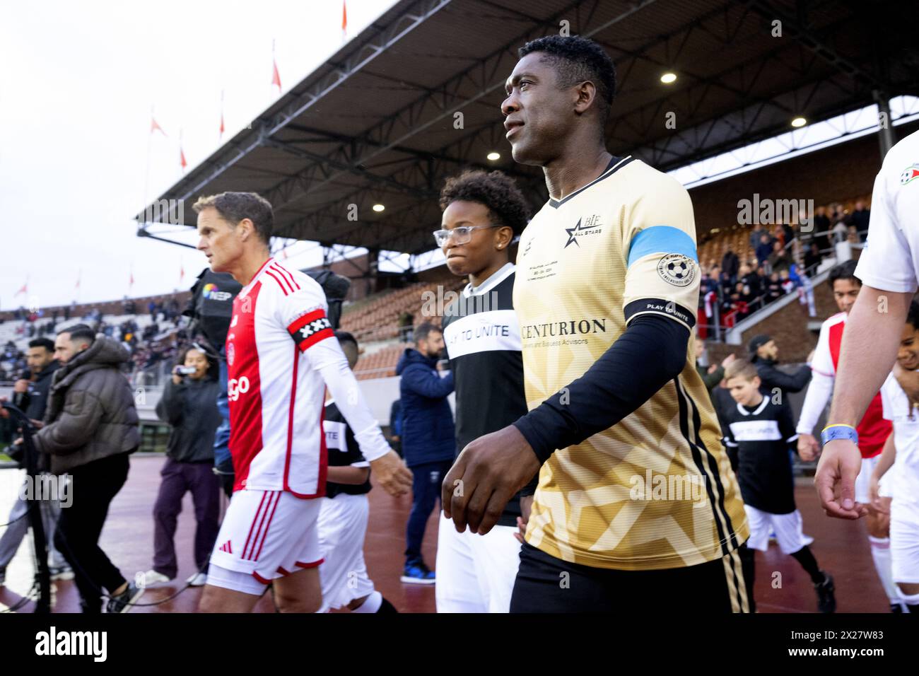 AMSTERDAM - Clarence Seedorf, Frank de Boer during the friendly match ...