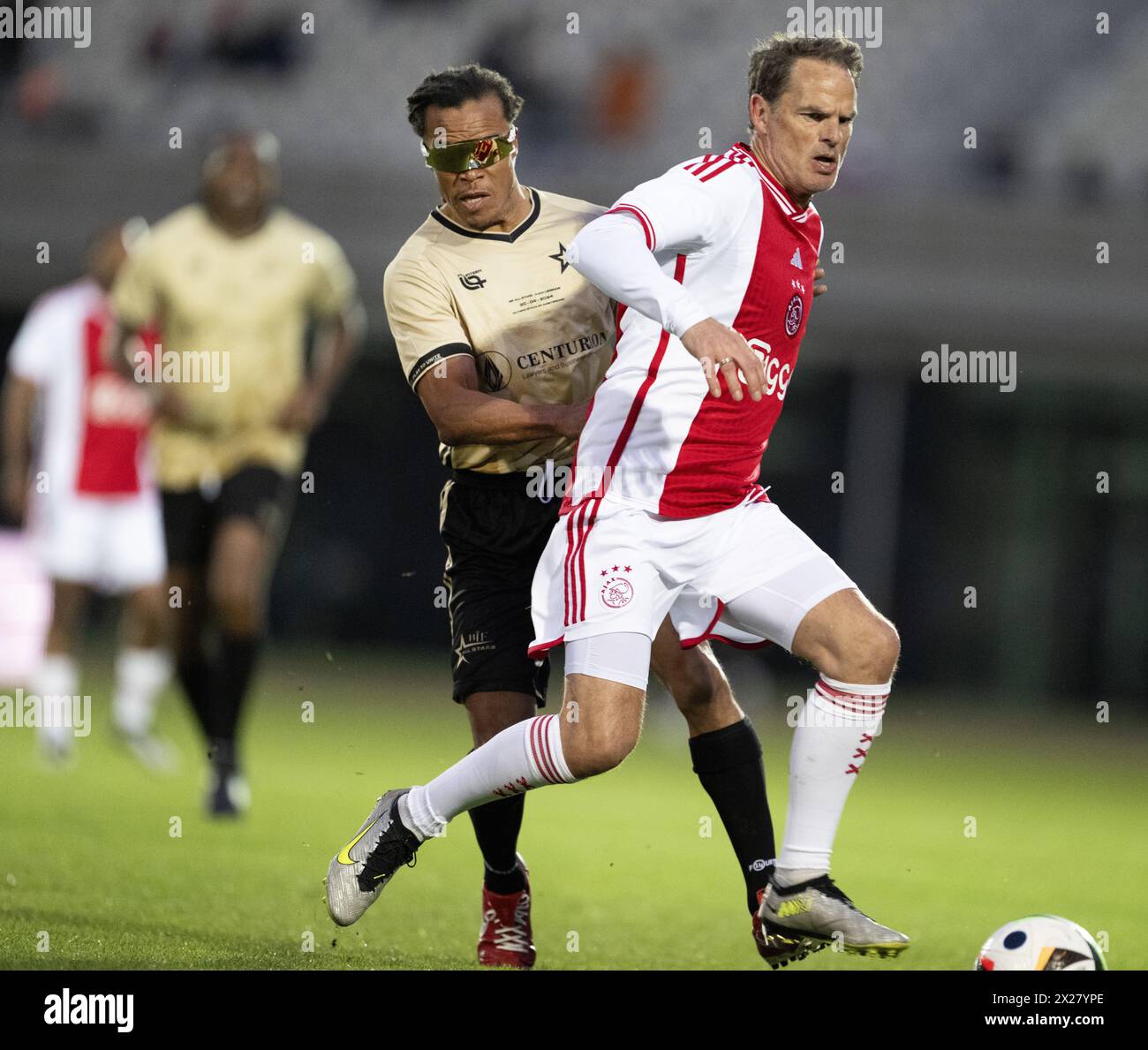 AMSTERDAM - Frank de Boer, Edgar Davids during the friendly match between BIF ALL STARS and Ajax ...