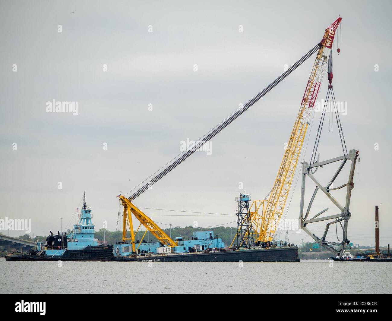 Salvage crews continue work clearing the Francis Scott Key Bridge ...