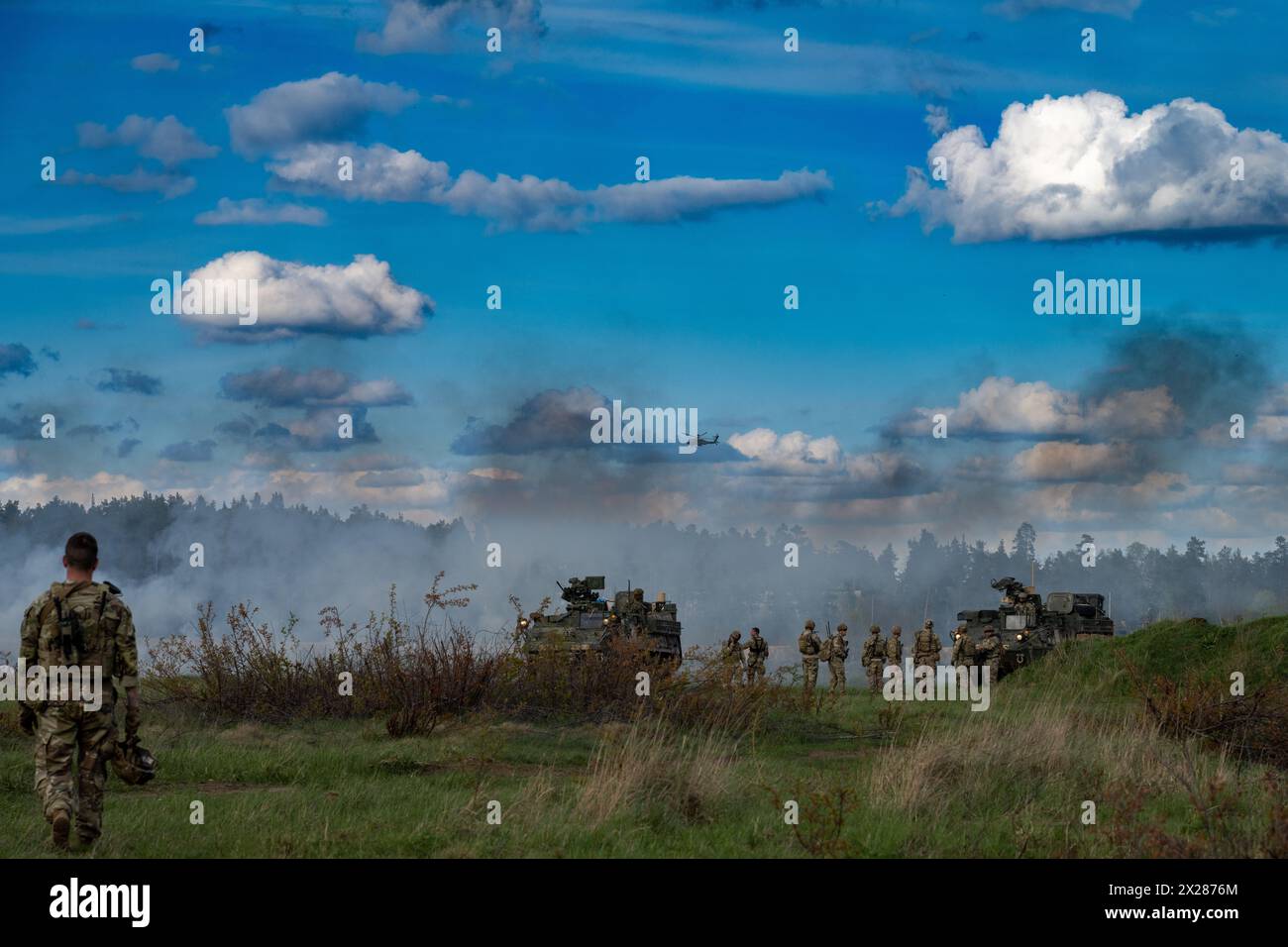 U.S. Soldiers assigned to Fox Troop, 2nd Squadron, 2nd Cavalry Regiment ...