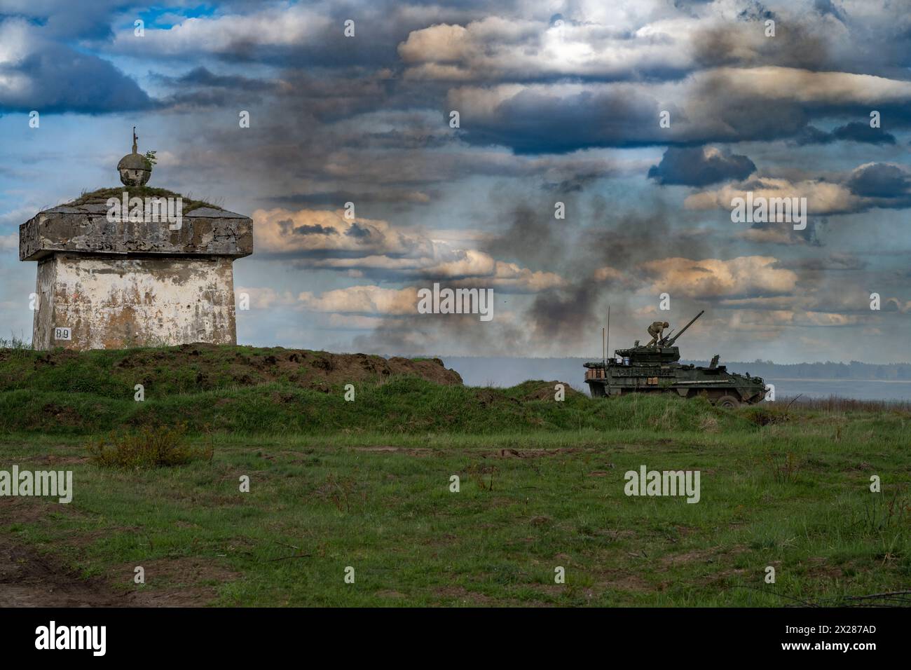 U.S. Soldiers assigned to Fox Troop, 2nd Squadron, 2nd Cavalry Regiment ...