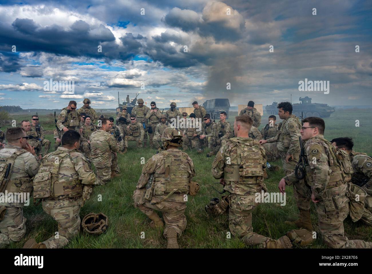 U.S. Soldiers assigned to Fox Troop, 2nd Squadron, 2nd Cavalry Regiment ...