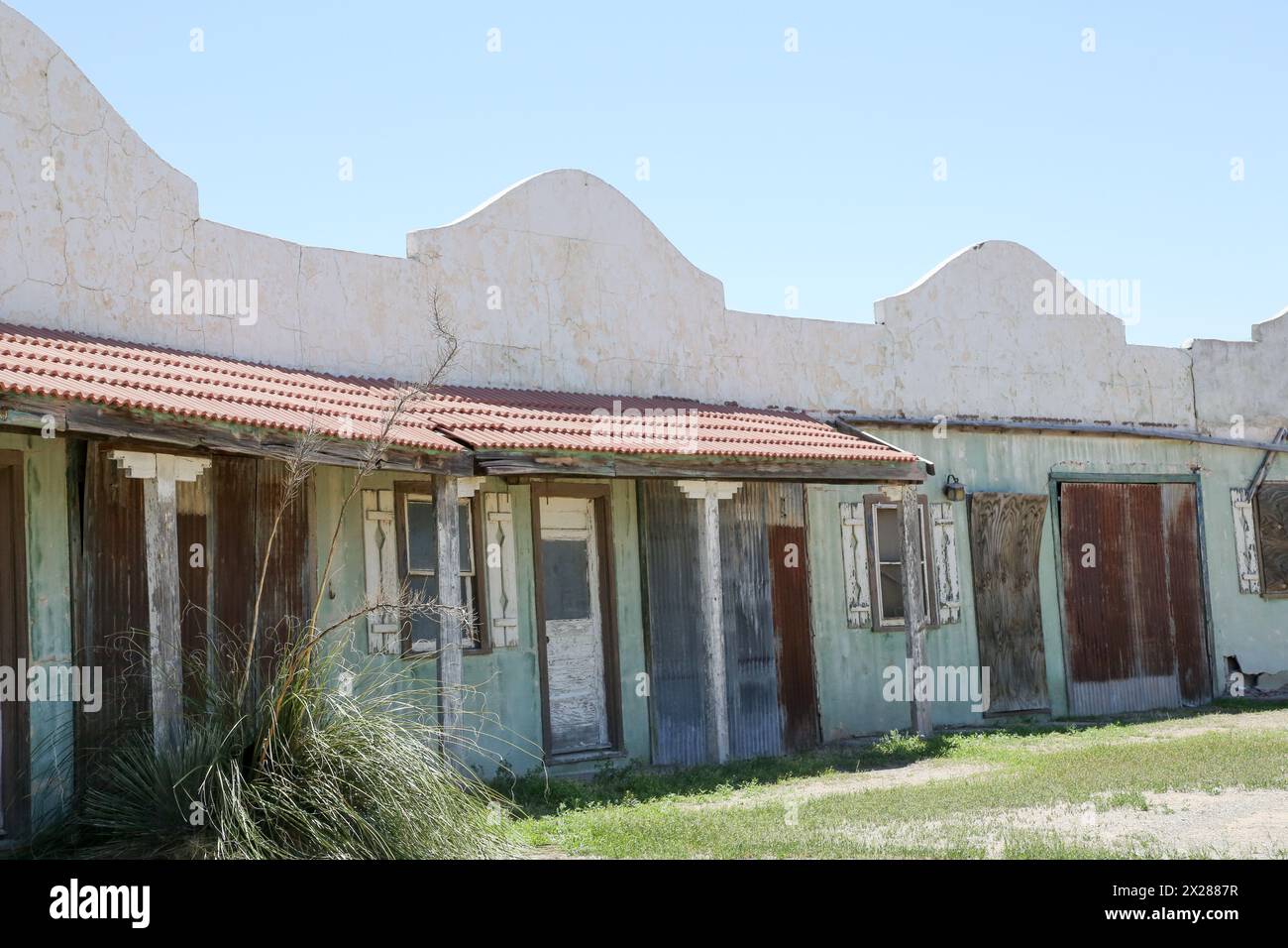 Shuttered buildings in Lordsburg, New Mexico Stock Photo - Alamy
