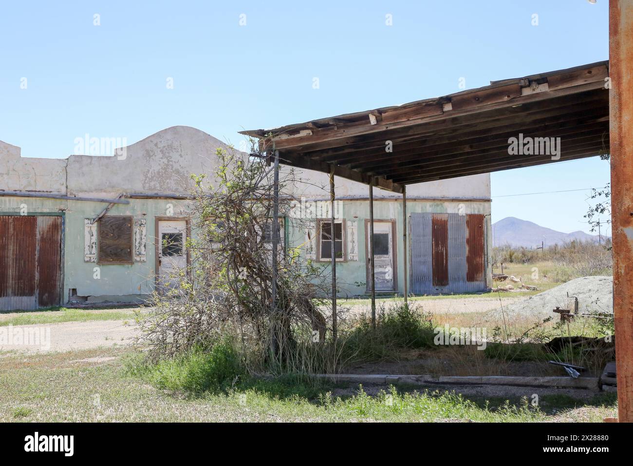 Shuttered buildings in Lordsburg, New Mexico Stock Photo - Alamy