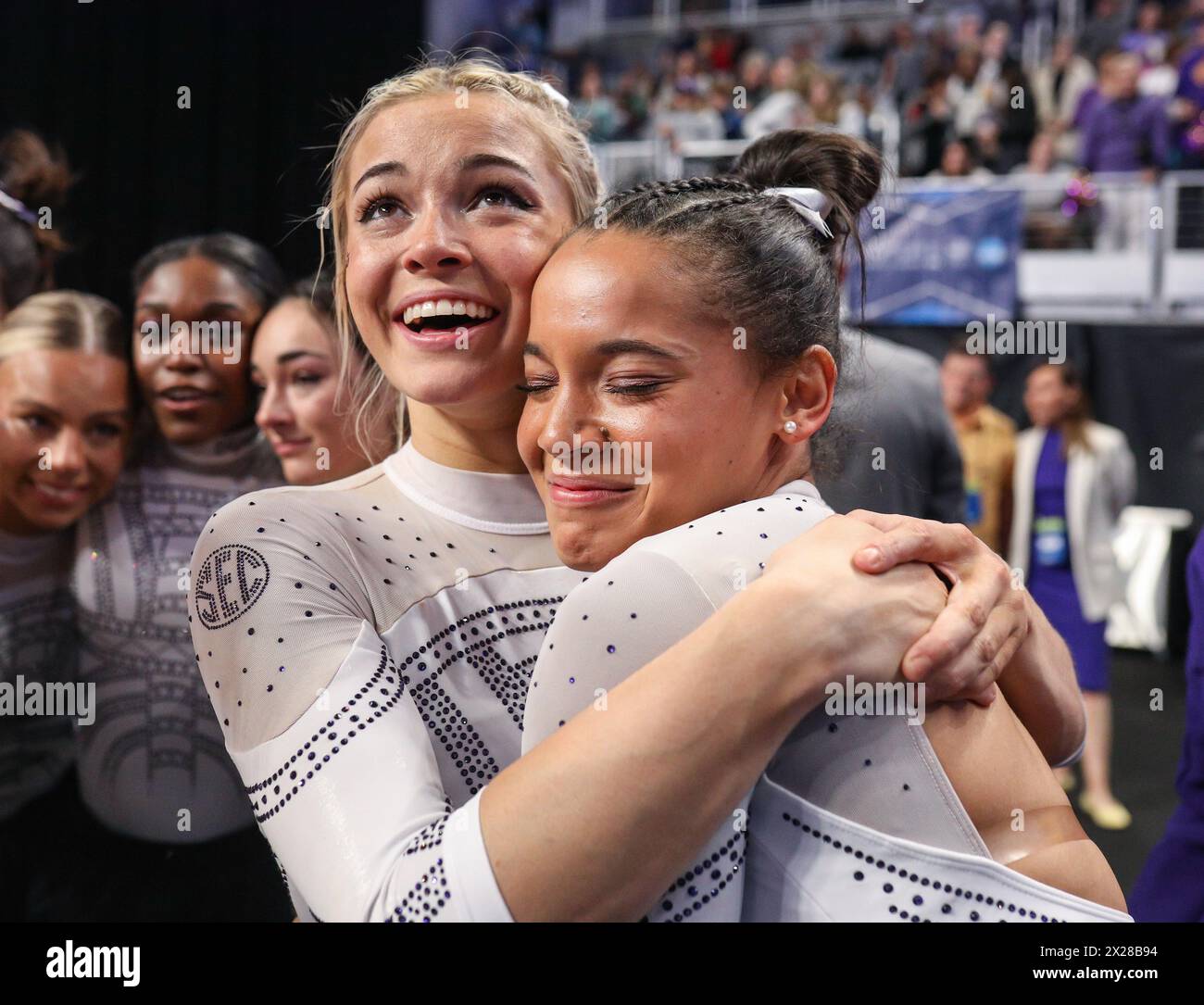 Fort Worth, TX, USA. 20th Apr, 2024. LSU's Olivia Dunne hugs Haleigh ...