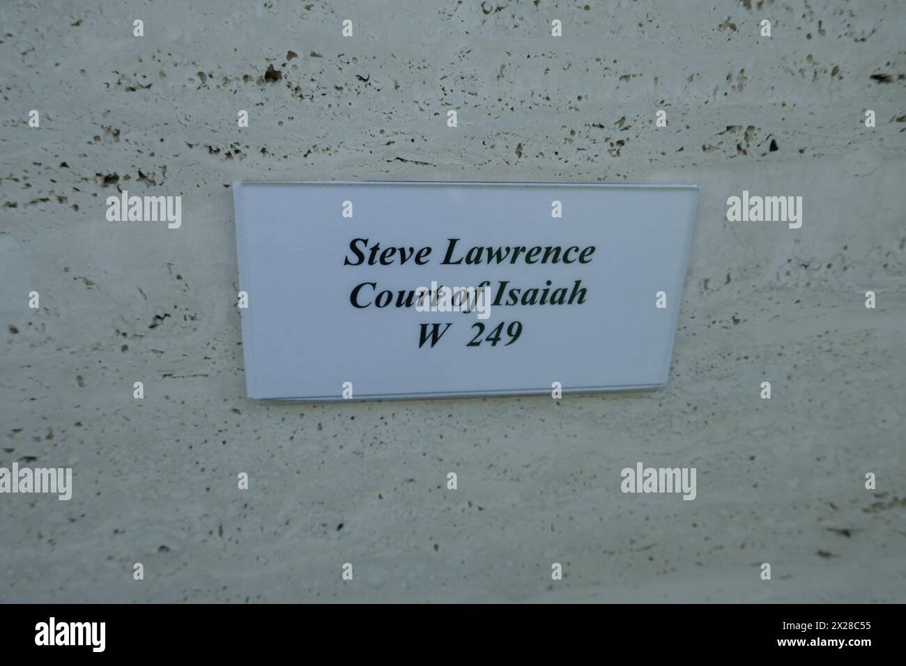 Culver City, California, USA 18th April 2024 Singer/entertainer Steve ...