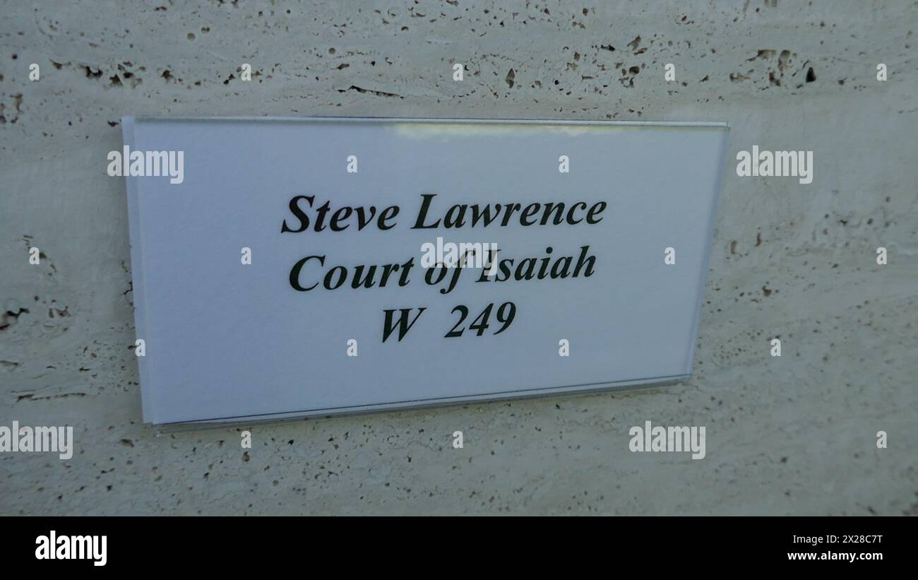 Culver City, California, USA 18th April 2024 Singer/entertainer Steve ...