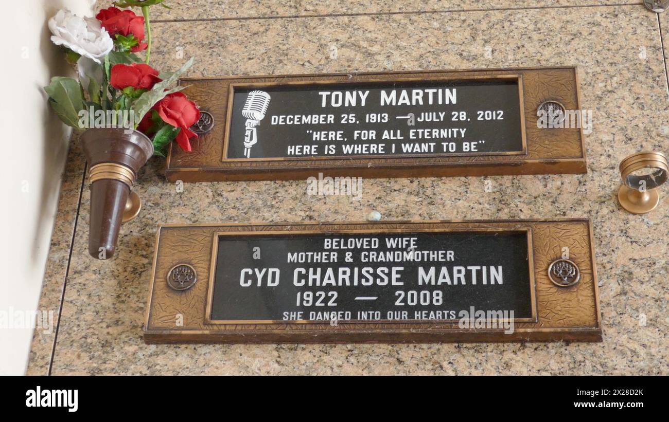 Culver City, California, USA 18th April 2024 Singer Tony Martin Grave ...