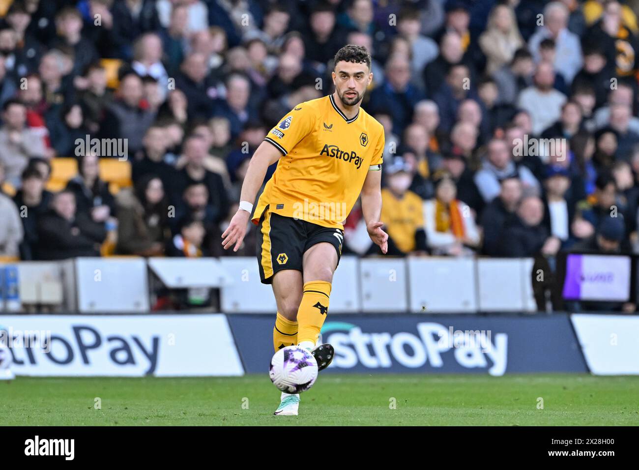 Max kilman premier league passes hi-res stock photography and images ...