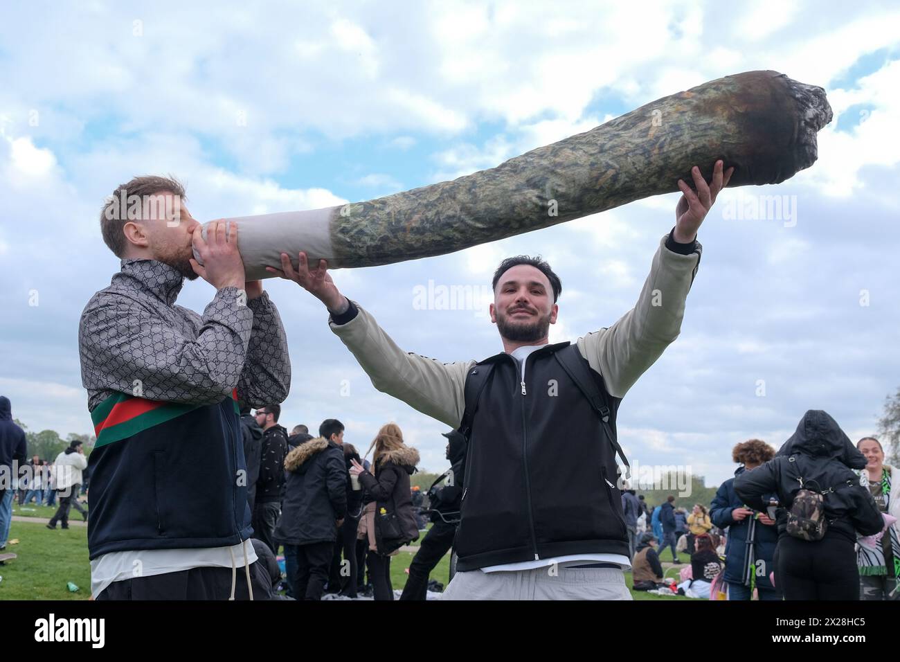 Man smoking giant spliff in hi-res stock photography and images - Alamy