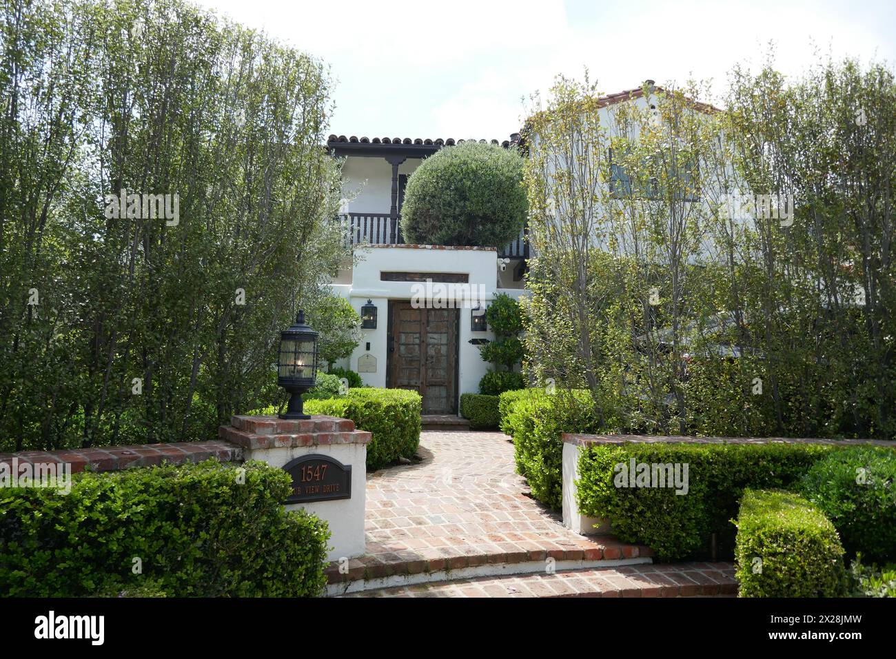 Los Angeles, California, USA 18th April 2024 Actress Jean Stapleton ...