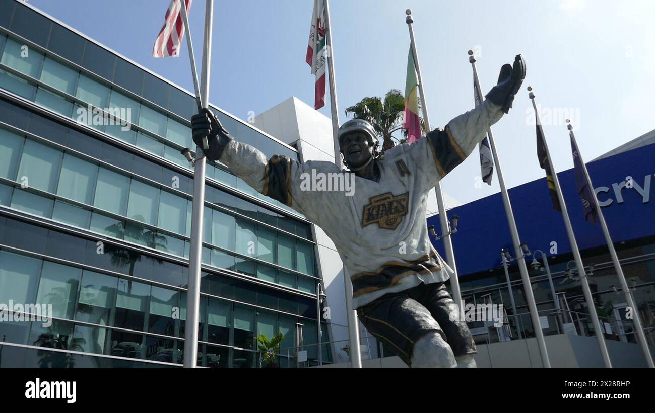 Los Angeles, California, USA 19th April 2024 Luc Robitaille Statue at ...