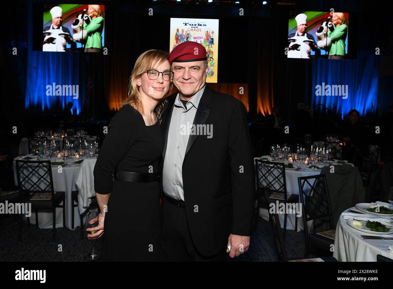 Jen circle hi-res stock photography and images - Alamy