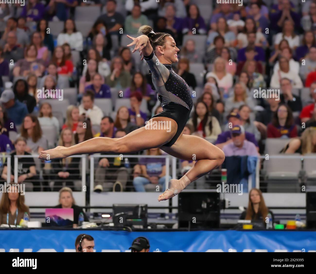 Fort Worth, TX, USA. 20th Apr, 2024. Utah's Jaylene Gilstrap leaps into ...