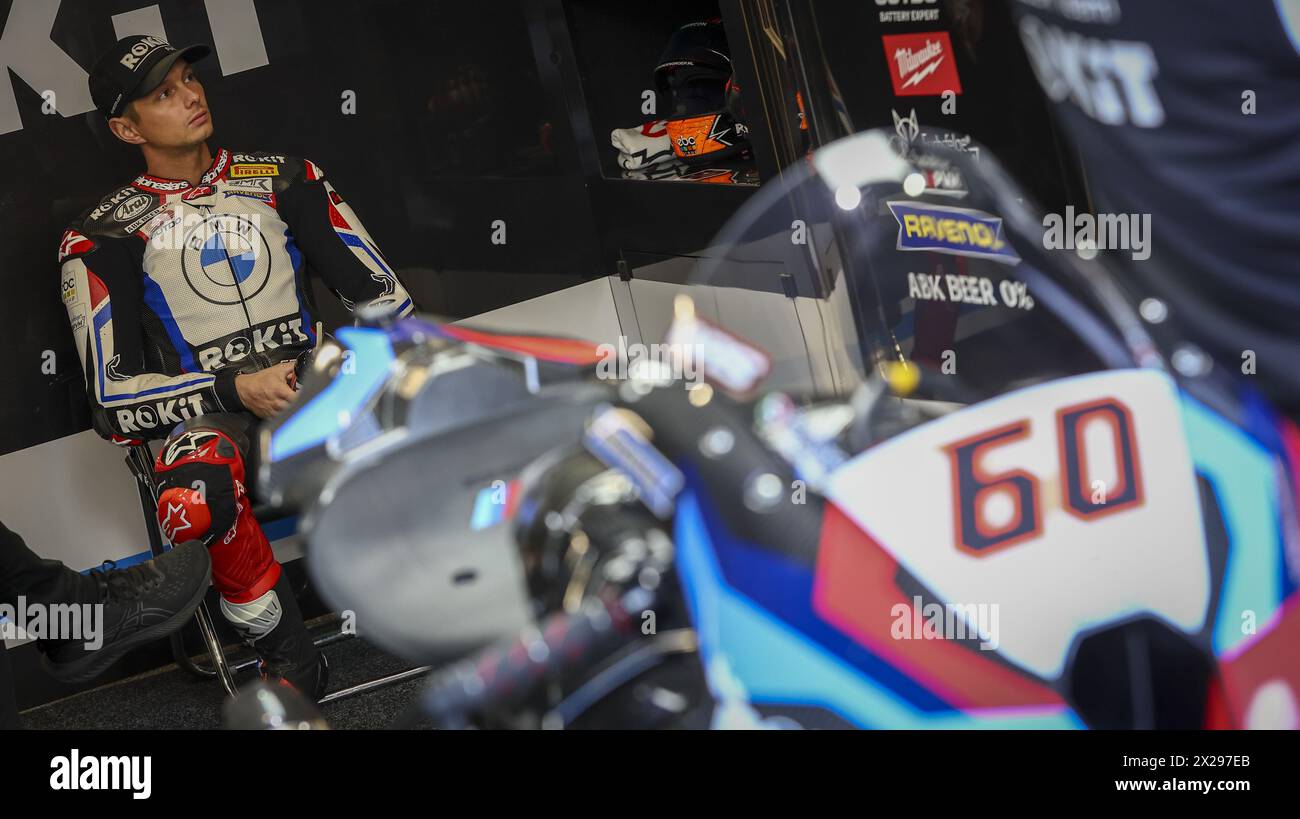 ASSEN - Michael van der Mark (NED) in the pit box with his BMW during ...