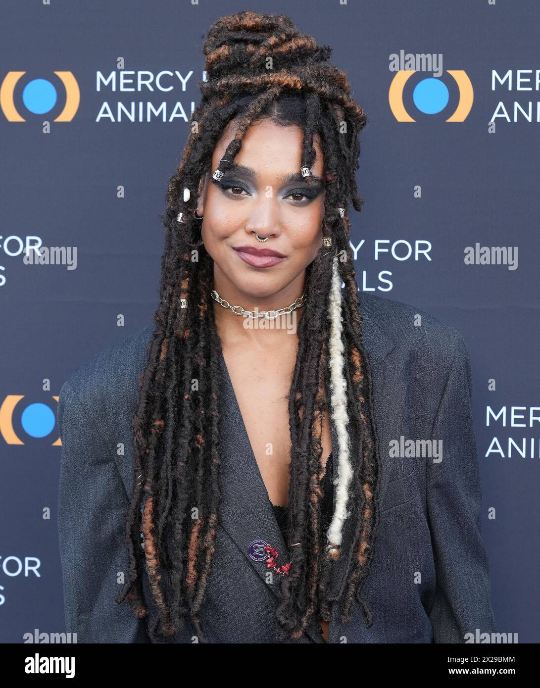 Lucy barrett hi-res stock photography and images - Alamy