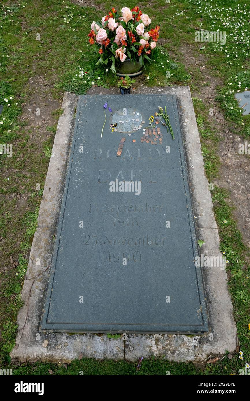 The grave of world famous childrens and adult author Roald Dahl in St ...