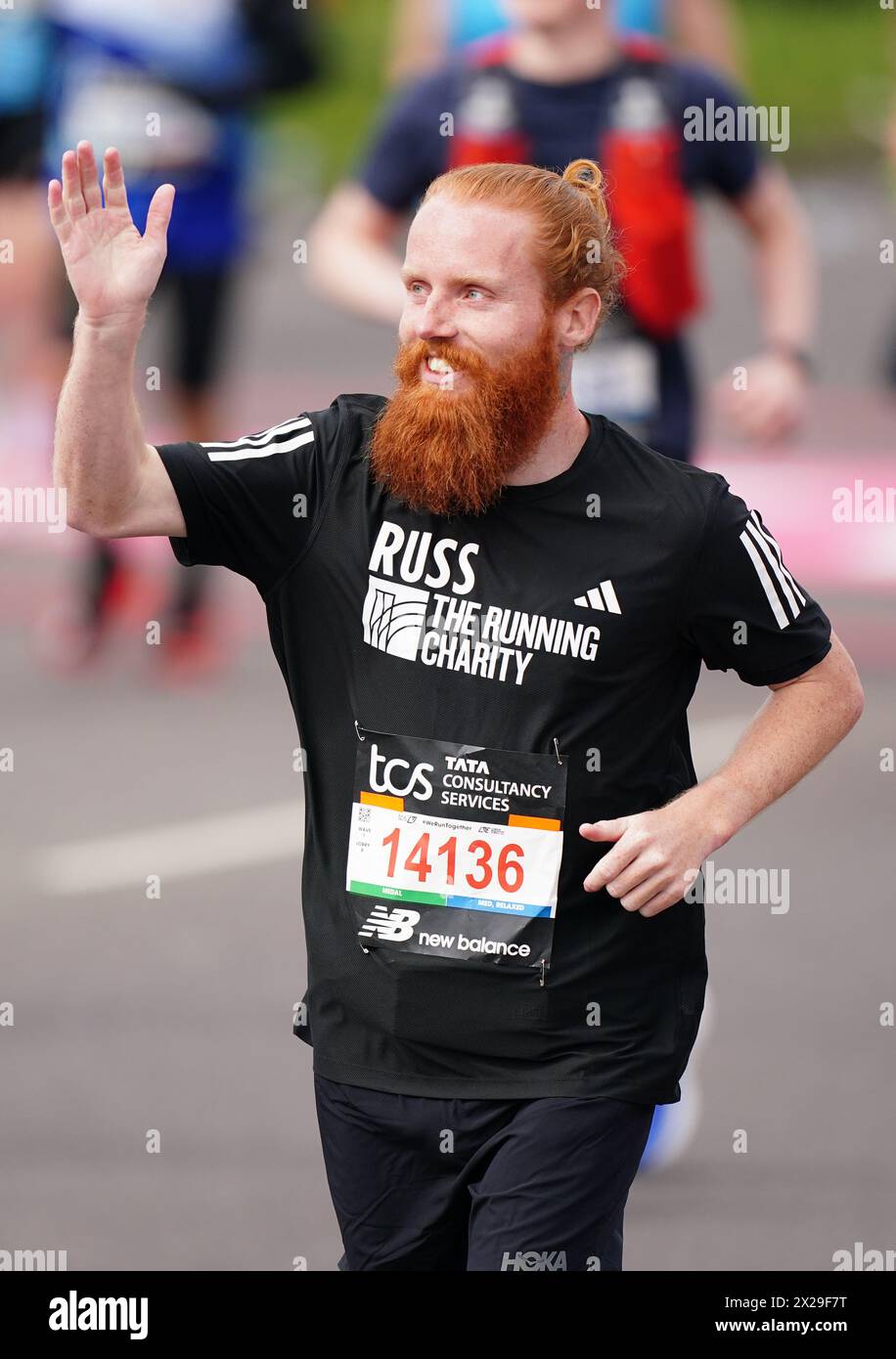 Hardest Geezer Russ Cook Leaves The Start Of The Tcs London Marathon Picture Date Sunday