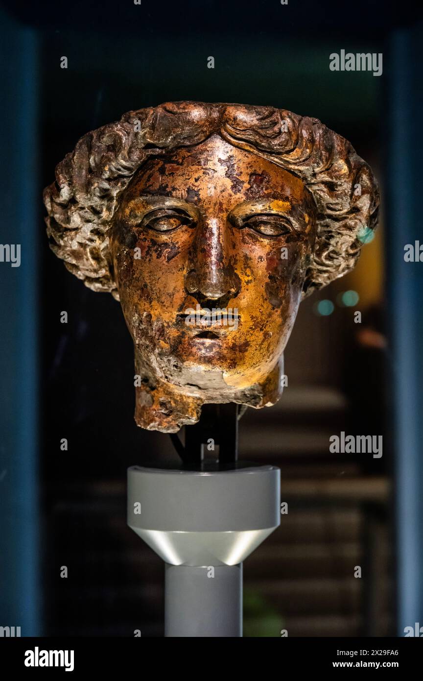 Sulis minerva head hi-res stock photography and images - Alamy