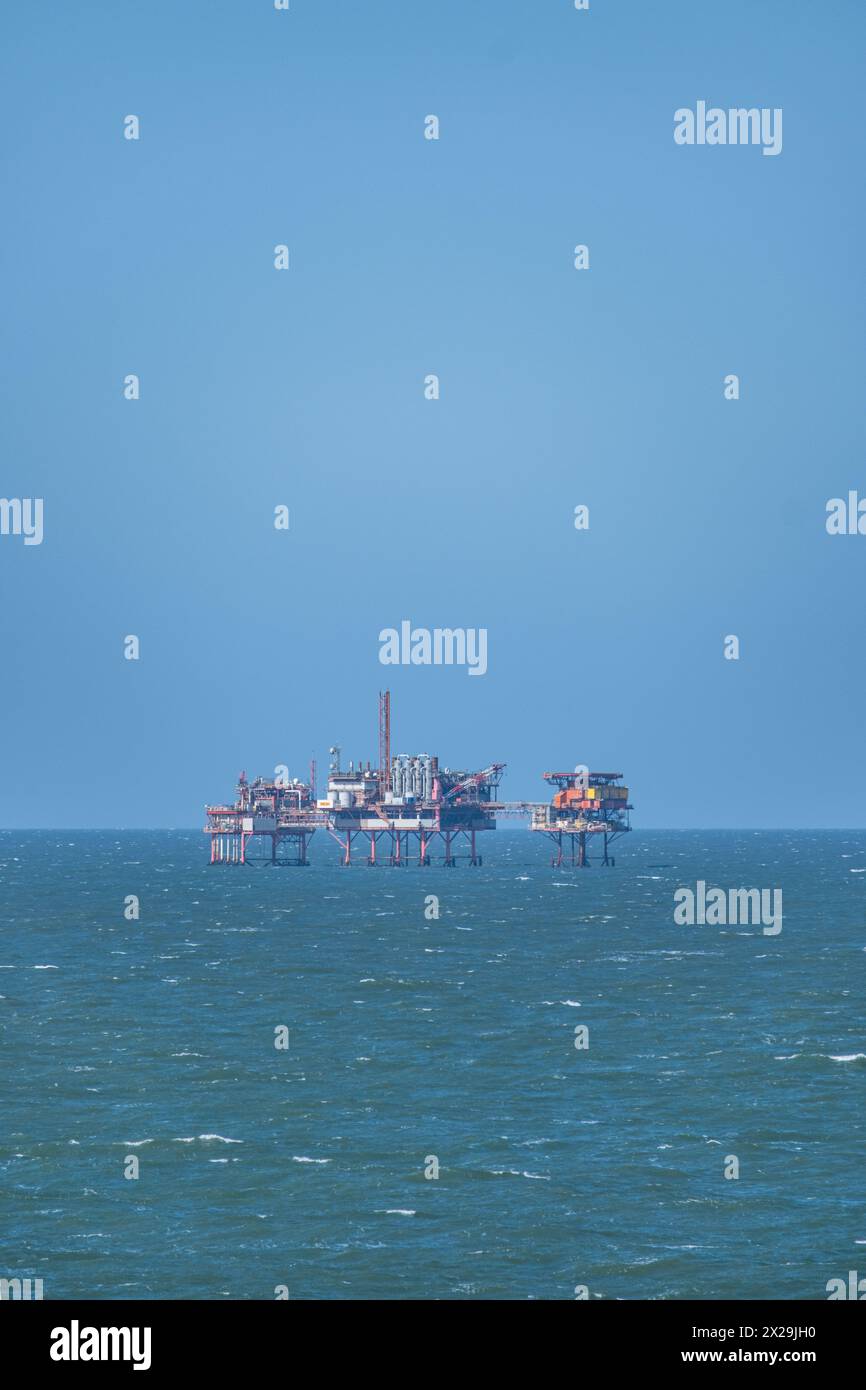Off shore oil or gas drilling rig in the north sea Stock Photo - Alamy
