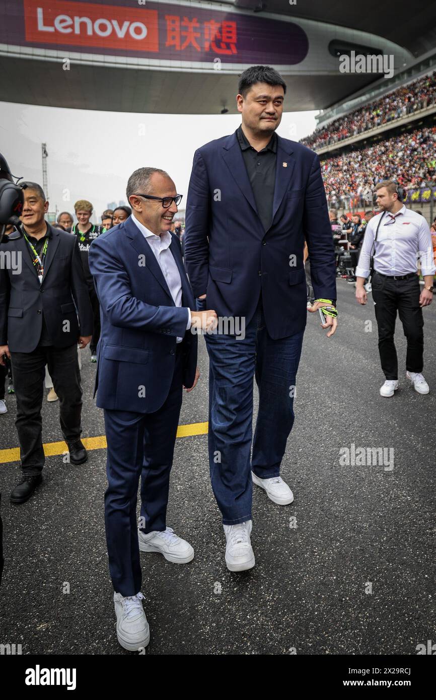 YAO MING basketball NBA player during the Formula 1 Lenovo Chinese ...