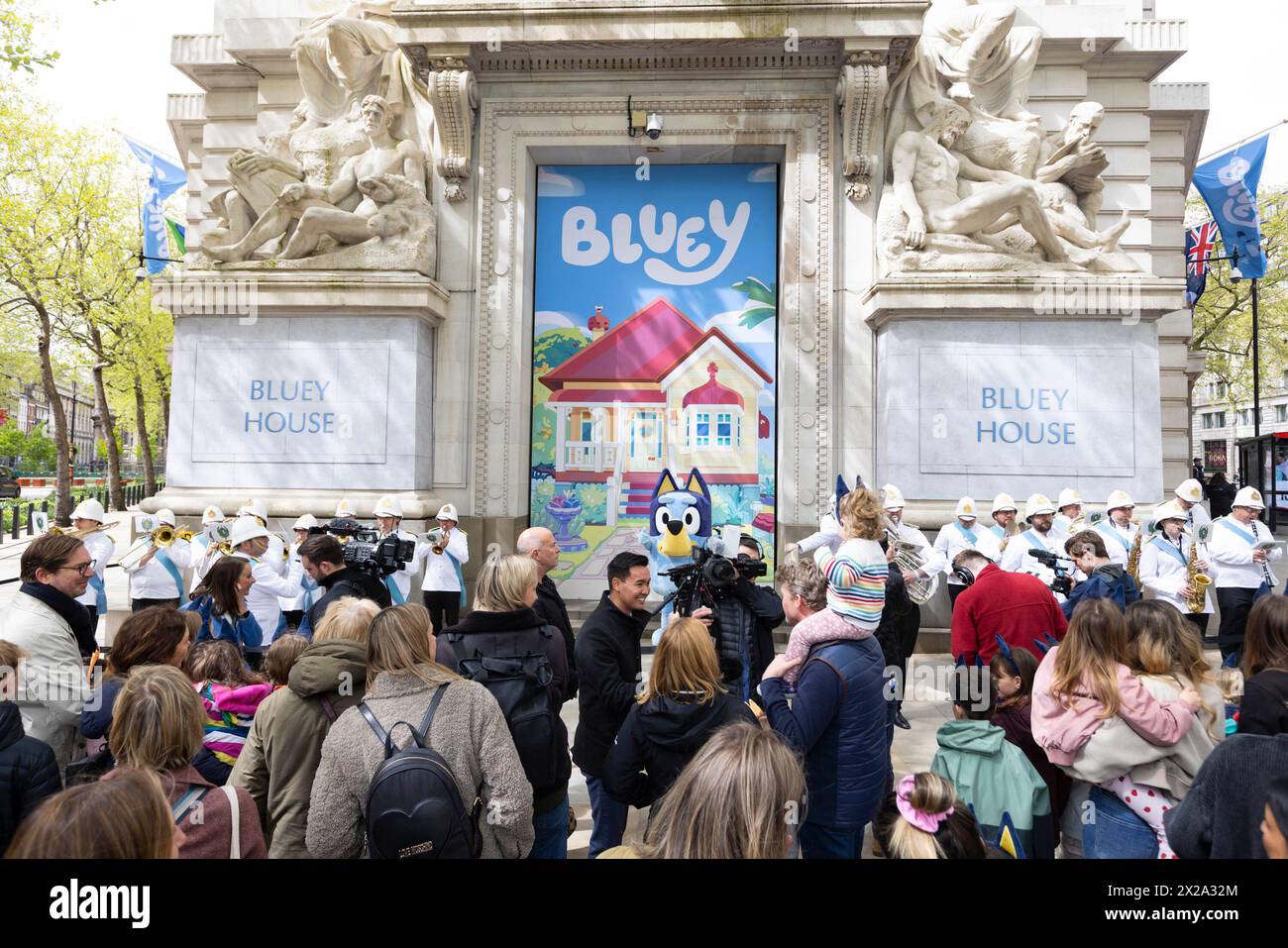Bluey character hi-res stock photography and images - Alamy