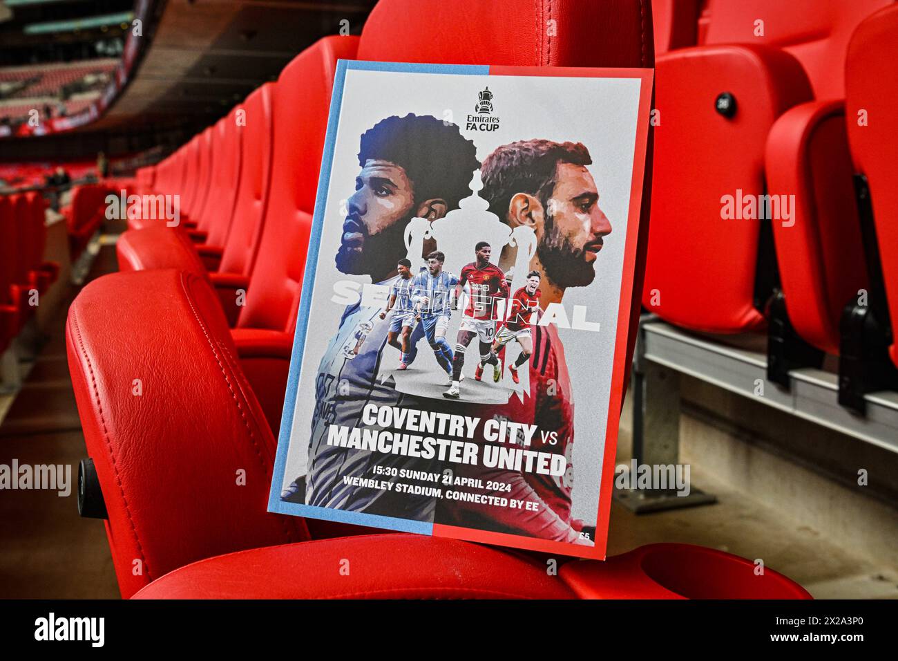Wembley fa cup final programme hi-res stock photography and images - Alamy