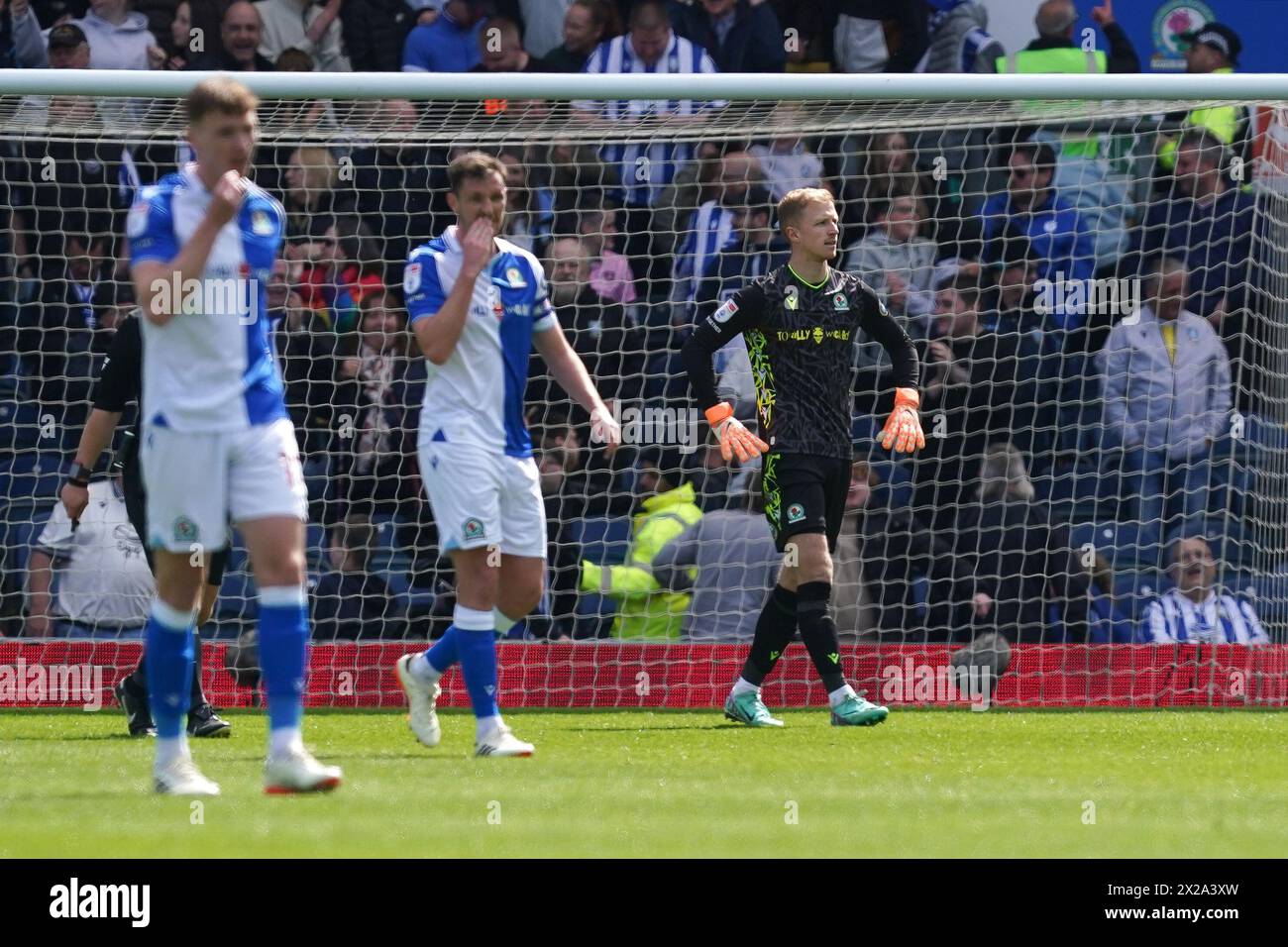 Blackburn Rovers goalkeeper Aynsley Pears (right) reacts after scoring ...
