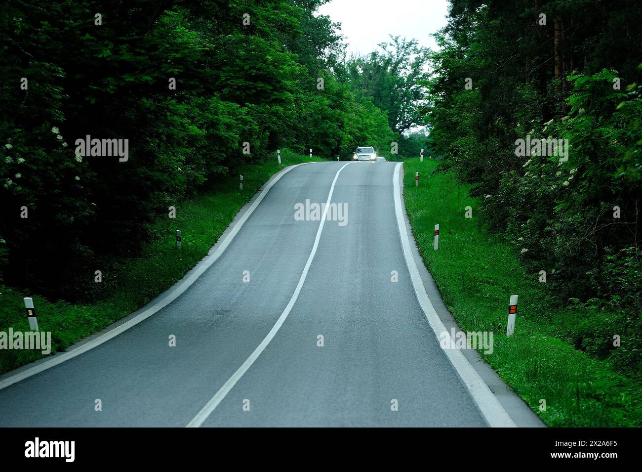 road, travel, way, long weekend, safely, transport,highway, trip, road ...